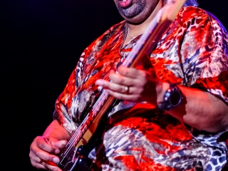 Louis E. Johnson Passes Away at 60: Concert Photography Tribute ...