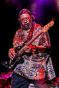 Louis E. Johnson Passes Away at 60: Concert Photography Tribute ...